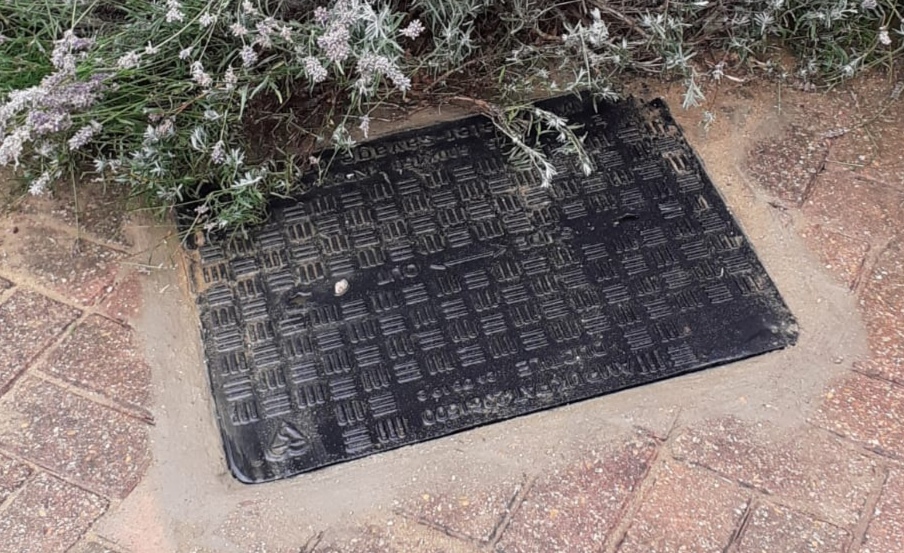 Manhole Cover Installation - Watlington Drain Renovations