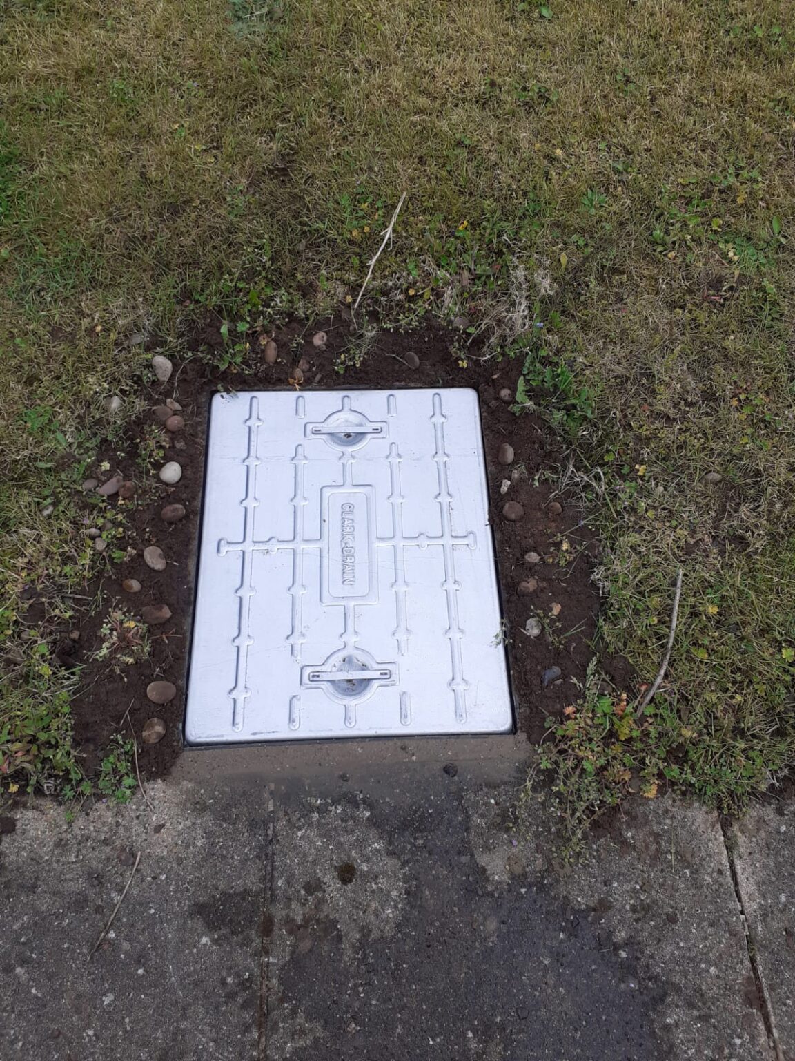Manhole Cover Installation - Watlington Drain Renovations